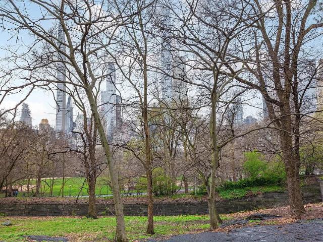 25 West 64th Street, New York, NY
