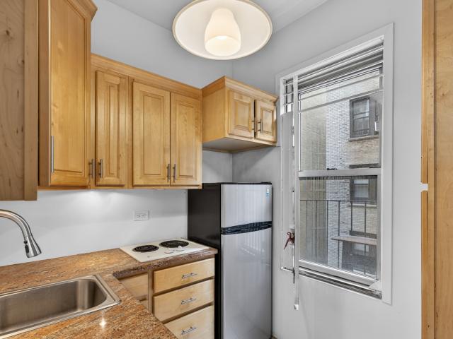 25 West 64th Street, Unit 4D