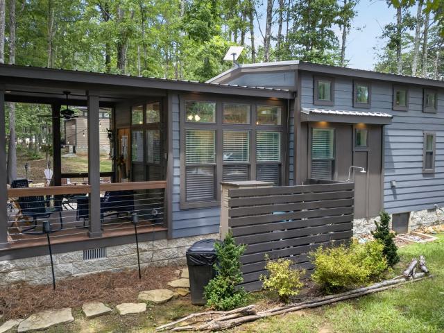25 White Oak Trail