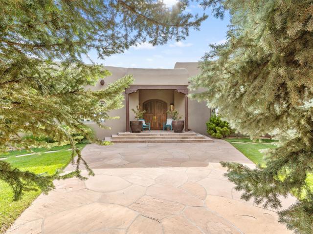 25 Windridge Circle