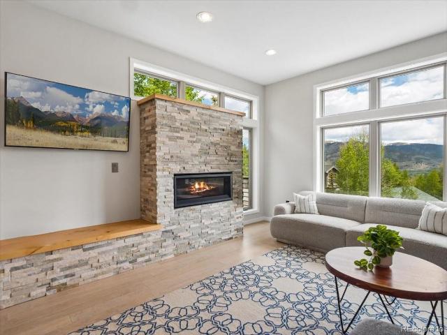 25 Wildernest Court