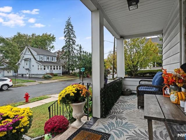 25 Woodland Avenue