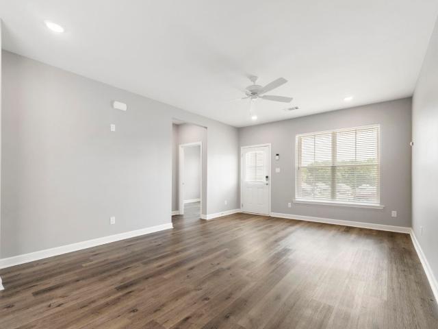 25 Wolfsbridge Loop