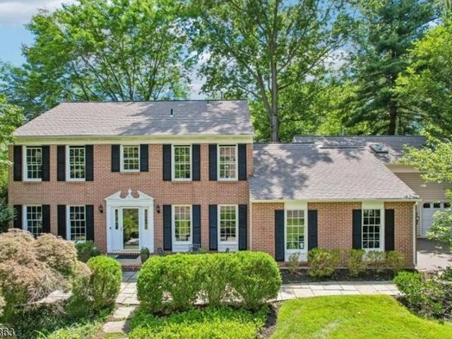 25 Andrew Dr, Lawrence Township, NJ 08648