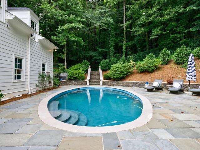 25 Asheworth Ct NW, Atlanta, GA 30327 | MLS #7742