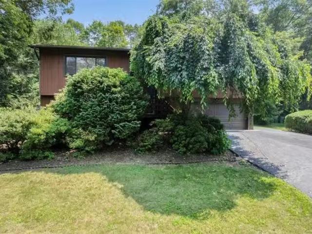 25 AQUEDUCT RD, GARRISON, NY 10524 Single Family Residence For.