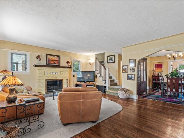25 Archer Road