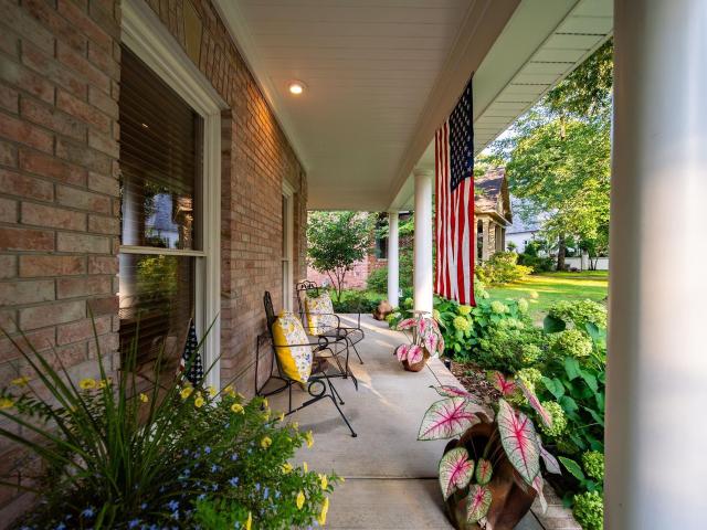 25 Avignon Court
