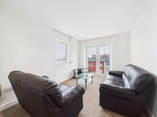 25 Bedroom Apartment Flat