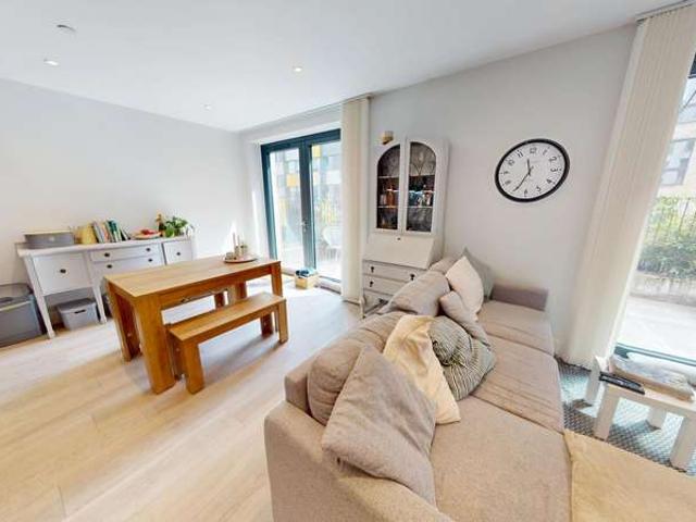 25 Bedroom Apartment Flat