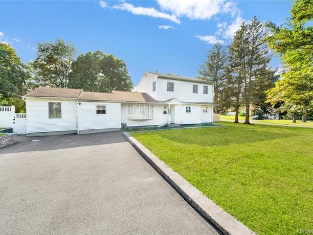 25 Beech St, Nanuet, NY 10954
