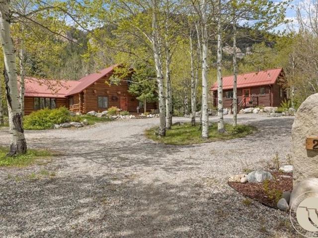 25 Biorn Ln, Red Lodge, MT 59068