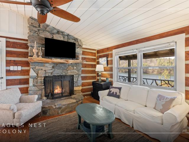 25 Black Walnut Drive