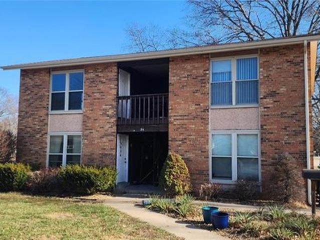 25 Blackburn Mnr, Millstadt, IL 62260