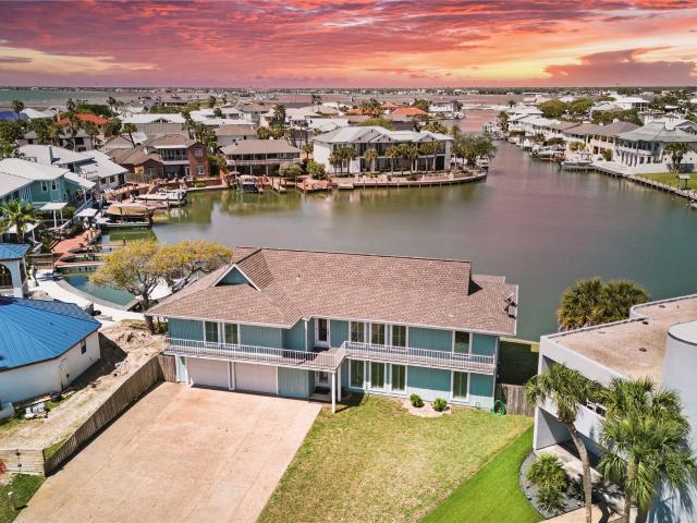25 Blue Heron Drive