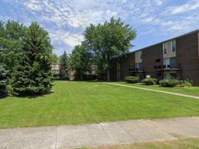 25 Br, 2 bath, Apartment 20101 Clare