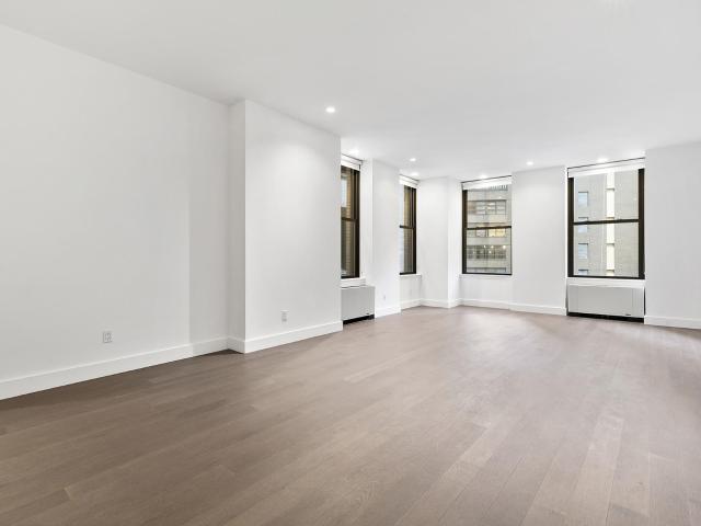 25 Broad Street 8 T