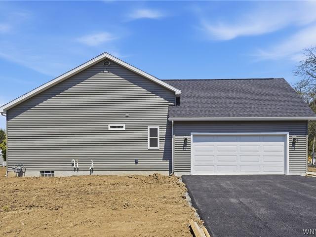 25 Buell Street