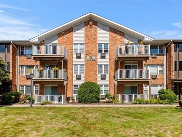 25 Bullocks Point Ave, East Providence, RI 02915
