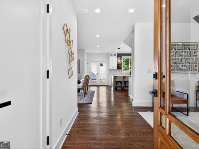 25 Candler Road SE
