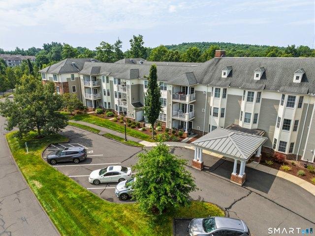 25 Cassandra Blvd Apt 204, West Hartford, CT 06107