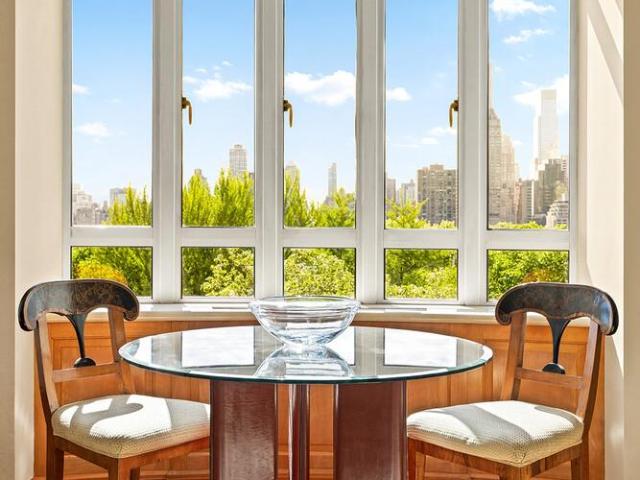25 Central Park West, New York, NY