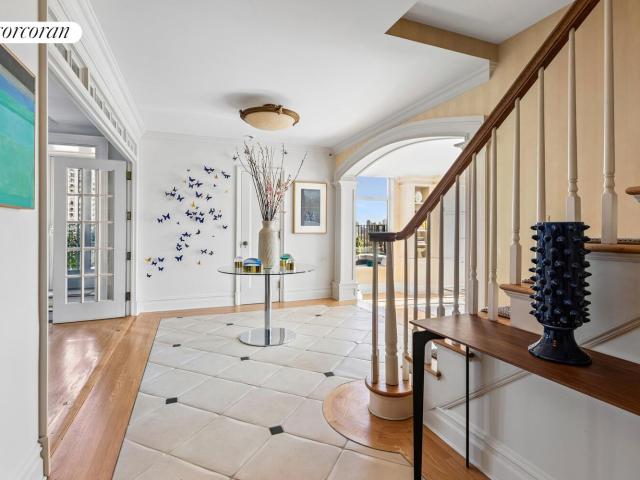 25 Central Park West, New York, NY