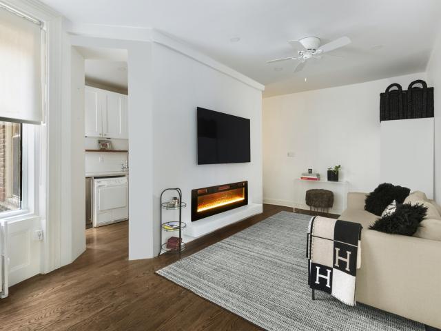 25 Charles Street, New York, NY
