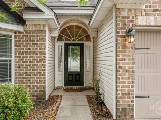 25 Chestnut Oak Drive