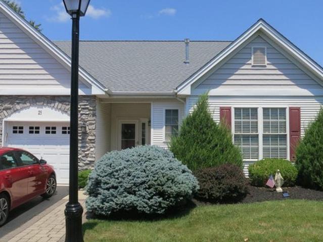 25 Chickadee Way, Hamilton, NJ 08690