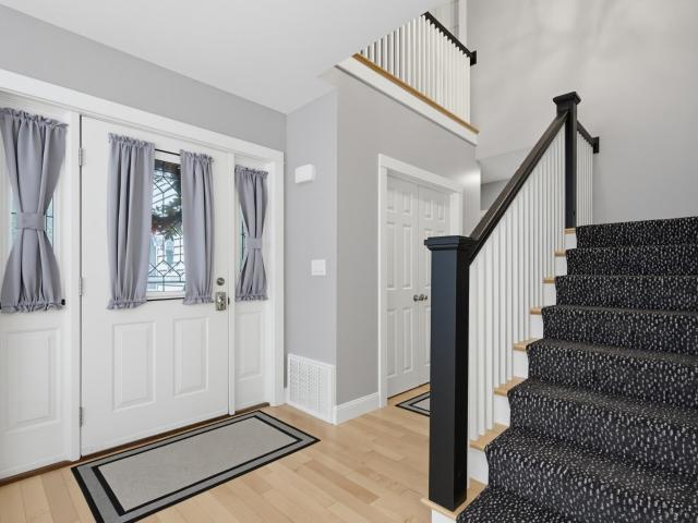 25 Clearwater Drive