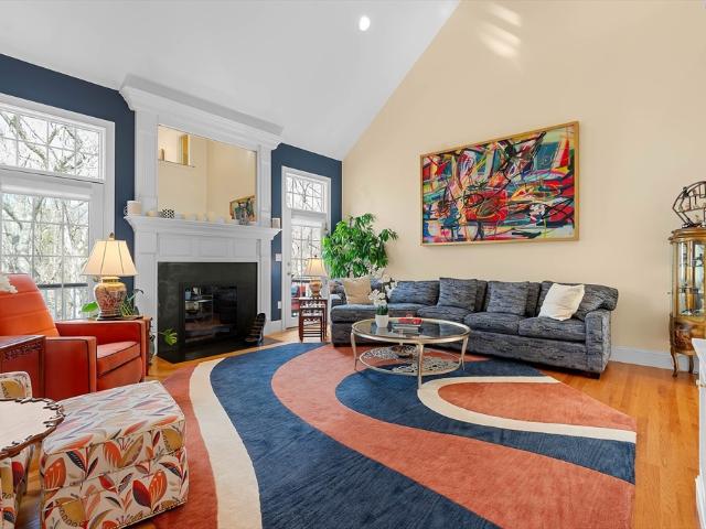 25 Davis Brook Dr, Unit 25, Natick, MA 01760 | MLS #73498 | Compass
