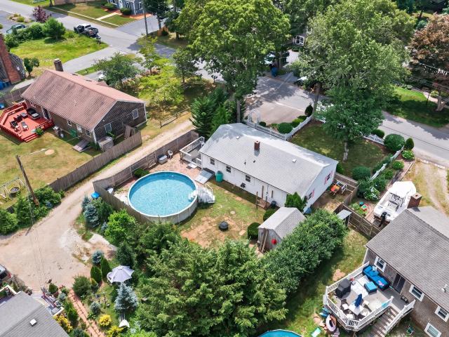 25 Deepwood Drive