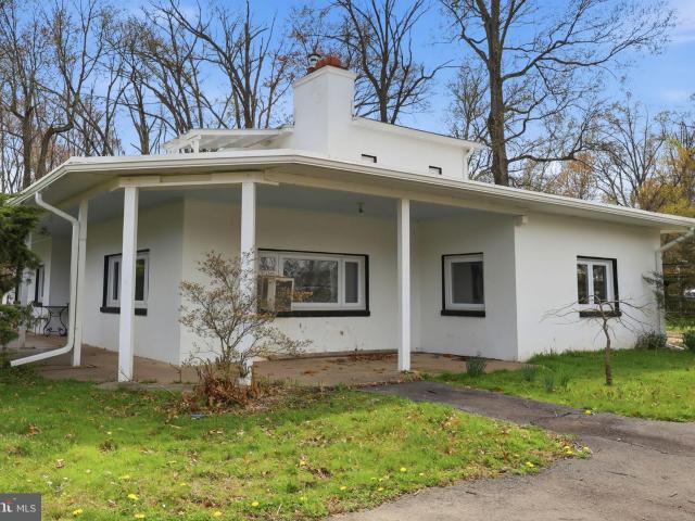 25 Diverty Rd, Pennington, NJ 08534 | MLS #NJME2075 | Compass
