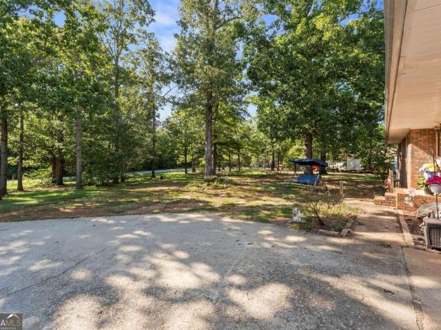 25 Dubignon Drive