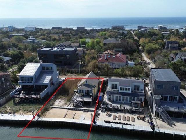 25 E Bayview Walk, Ocean Bay Park, NY 11770