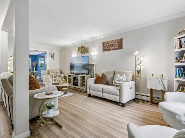 25 E Croton Drive