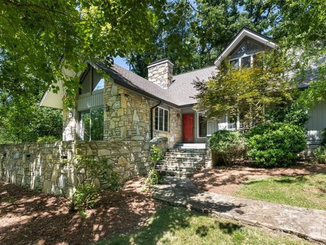 25 E Forest Rd, Asheville, NC 28803