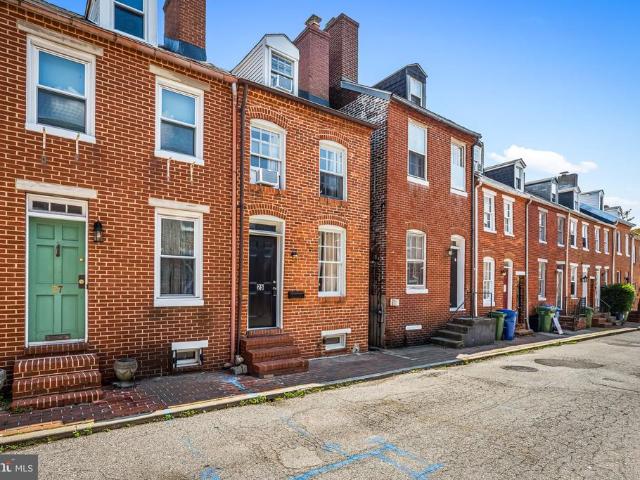 25 E Hamburg Street
