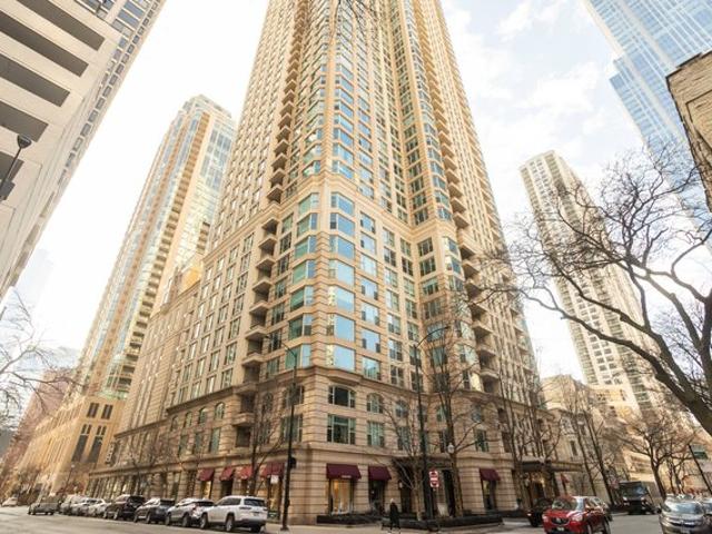 25 E Superior St Apt 705, Chicago, IL 60611