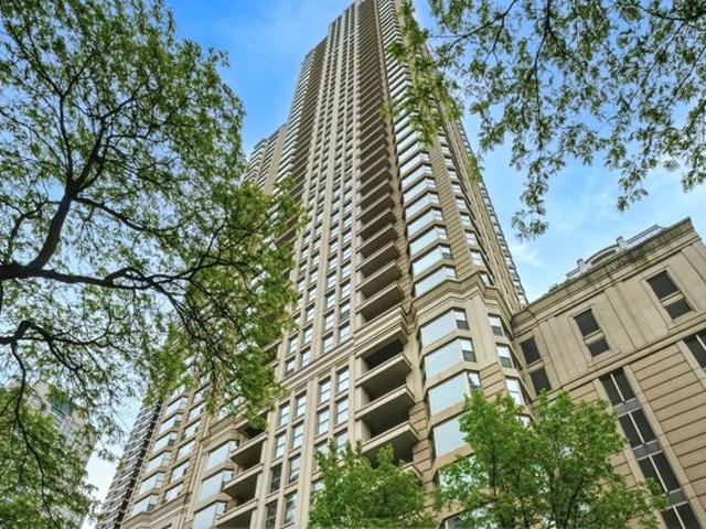 25 E Superior St Apt 1801, Chicago, IL 60611