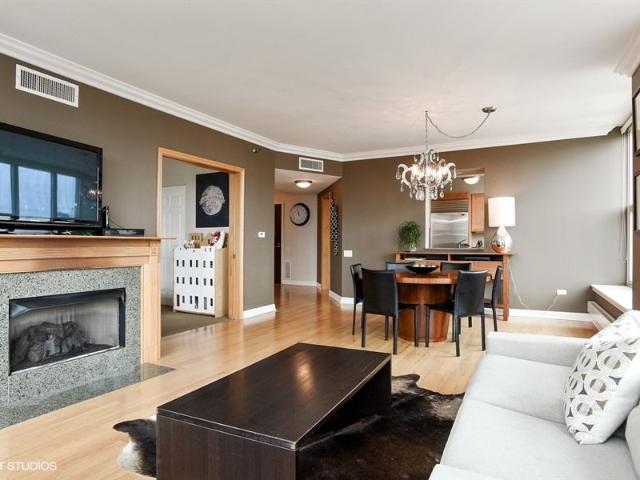 25 E Superior Street Unit 2102, Chicago, US, IL