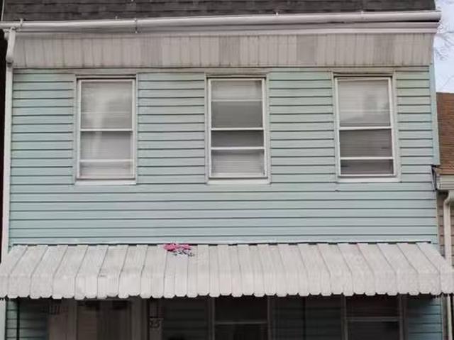 25 E South St