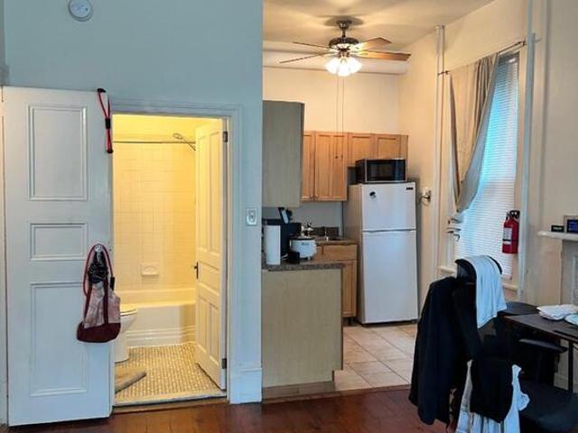 25 E Washington Street # 1E