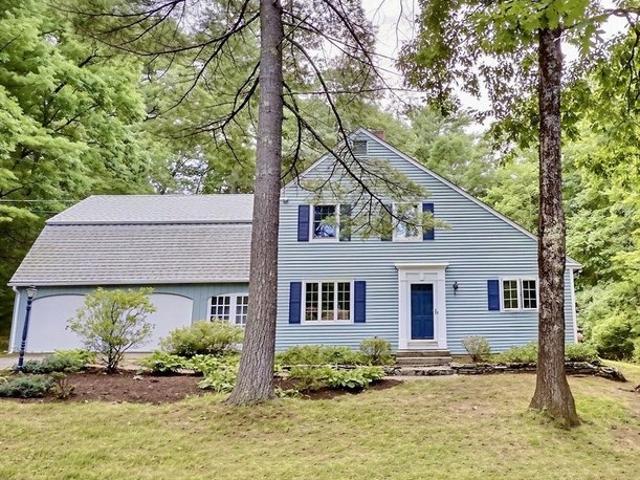 25 Echo Hill Rd, Amherst, MA 01002
