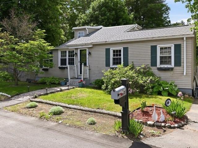 25 Eastman Ave, Bedford, NH 03110