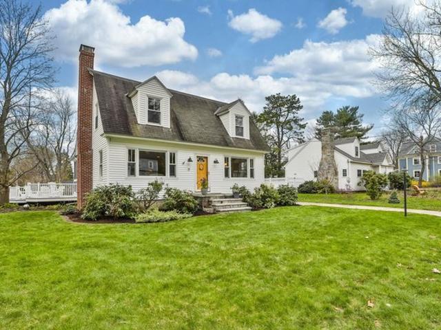 25 Eastman St, Nashua, NH 03060