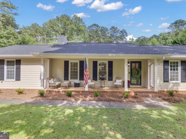 25 Eastwood Drive