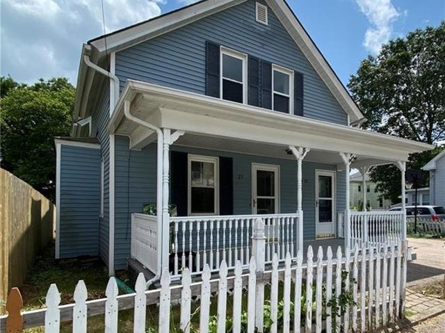 25 Eddy St, West Warwick, RI 02893