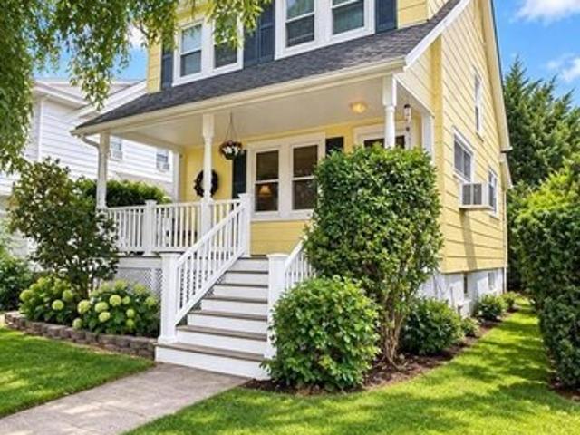 25 Edward St, Bergenfield, NJ 07621